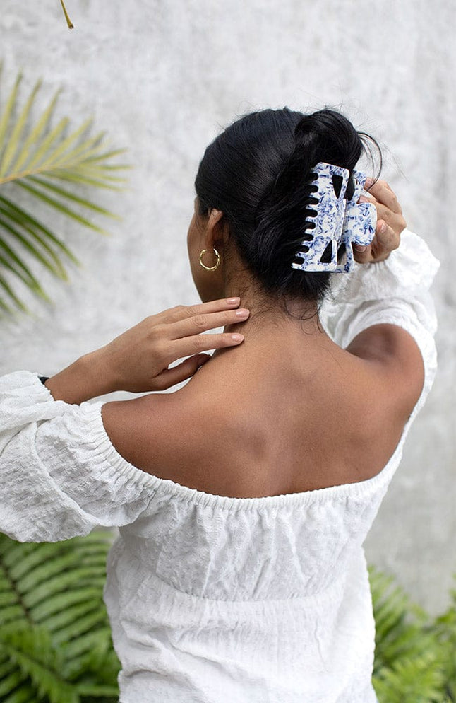 Brittany Jaw Hair Clip | L. Erickson — France Luxe